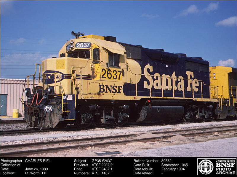 The BNSF Photo Archive - GP35 #2637