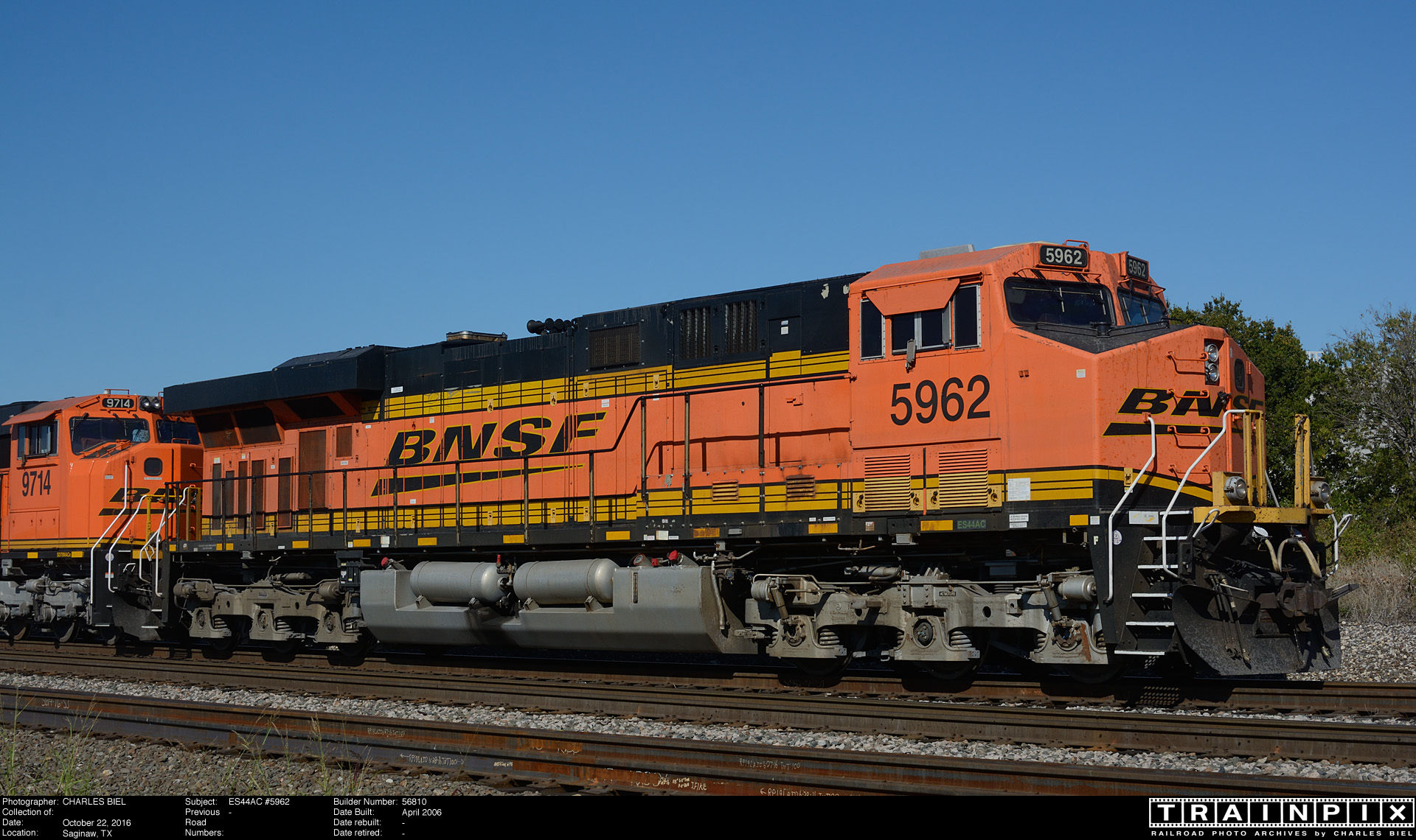 The BNSF Photo Archive - ES44AC #5962