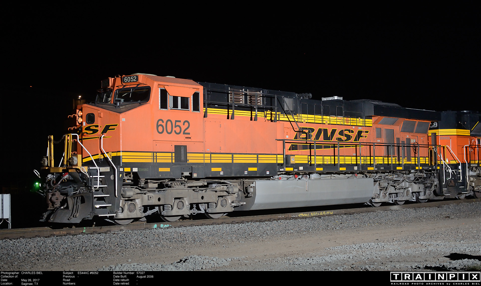 The BNSF Photo Archive - ES44AC #6052